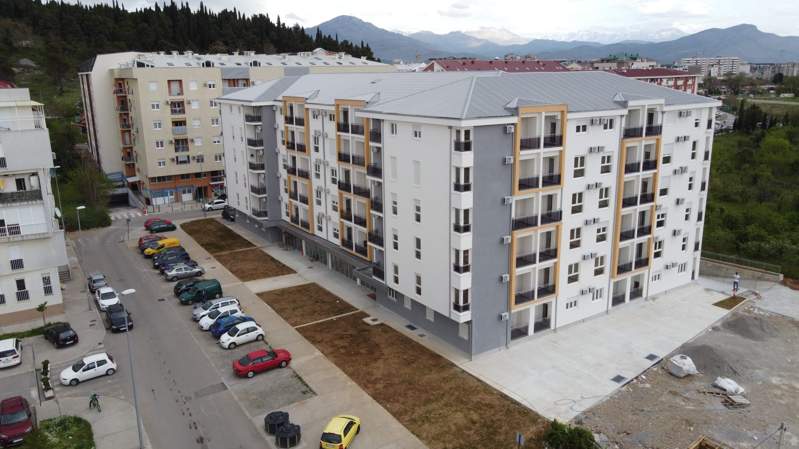 Zabjelo - Ljubović Zgrada br. 4 | TRUDBENIK